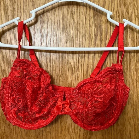 Victoria's Secret | Intimates & Sleepwear | Nwt Victorias Secret Red ...